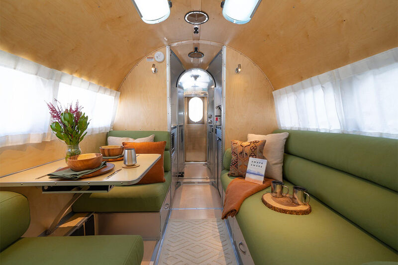 Emissions-Free Glamping Trailers