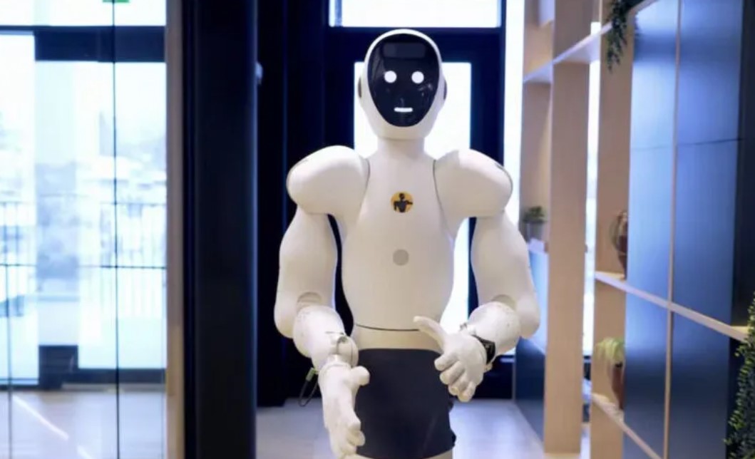 Guarding Humanoid Robots